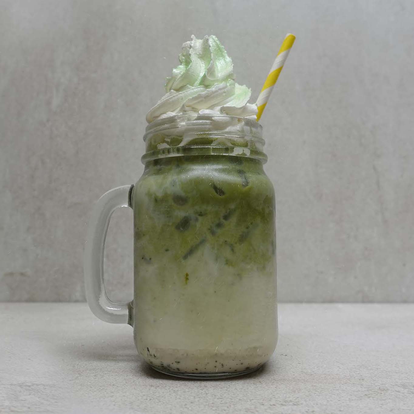 Iced Matcha Latte – Lilo Brunch & Specialty Coffee